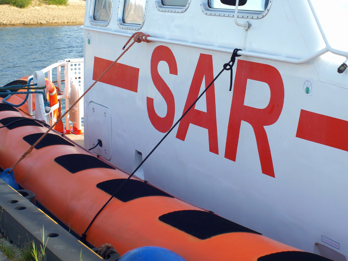Vessel Assistance: Safety, Efficiency & Compliance